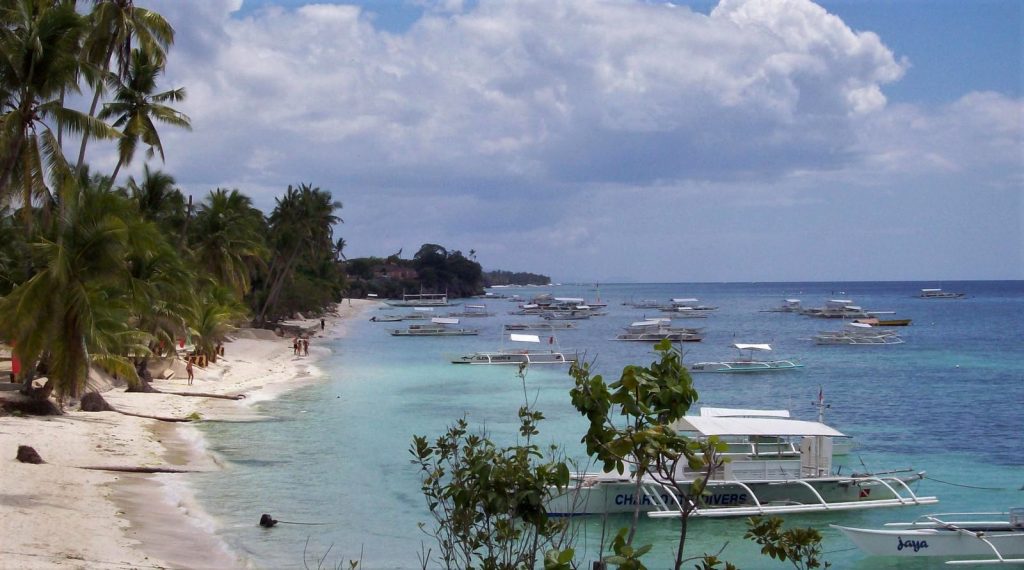 Bohol und Panglao - Chocolate Hills und Traumstrände to eighty countries