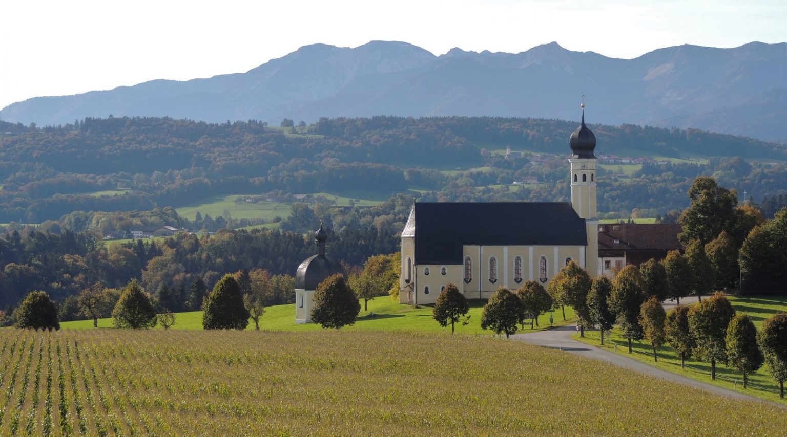 Eine Radtour über den Irschenberg ins Mangfalltal - to eighty countries